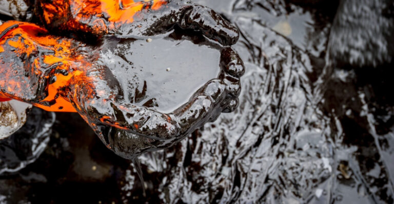 Emergency Fuel Spill Response | Fast Oil Cleanup – Best Emergency Fuel ...